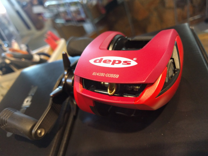 deps × DAIWA – Lure&Boat BackLash Japan
